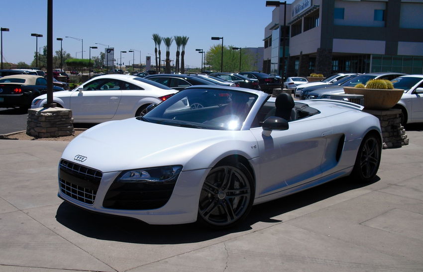 Audi R8 Spyder in Iron Man 2 – Nick's Car Blog